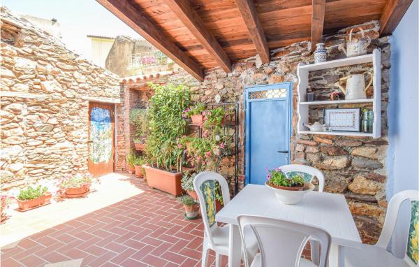 Amazing Home In Siniscola With Wifi - Sardunya