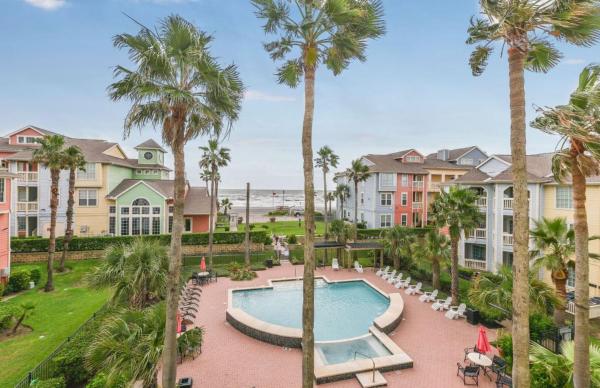 Island Getaway - Galveston, TX