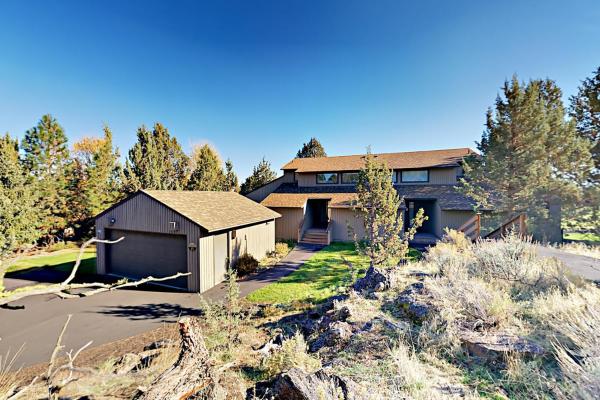 Robin Court Cottage - Eagle Crest, OR