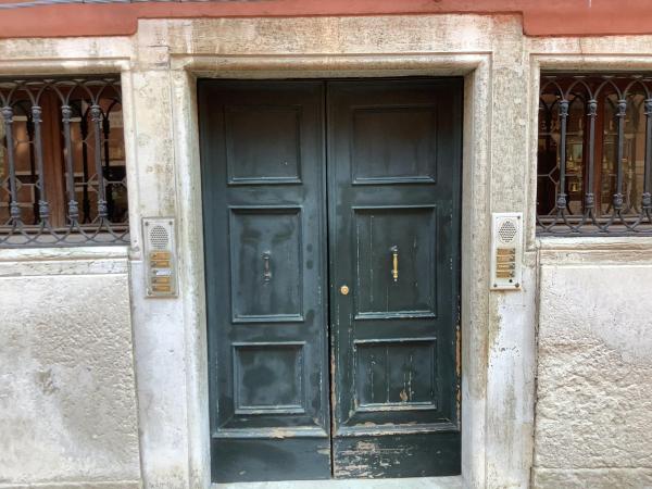 Super Central 1 Bedroom Apartment - Venice