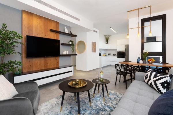 Stylish 2 Br Steps From The Beach By Holyguest - Israël