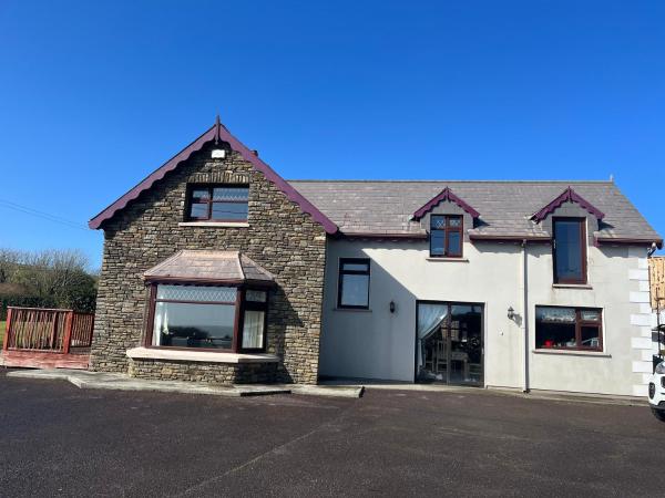 Strand Awaits Holiday Home - Clonakilty
