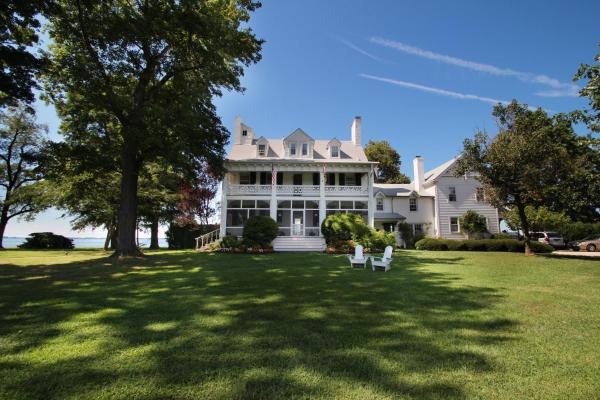 Wades Point Inn On The Bay - Saint Michaels, MD