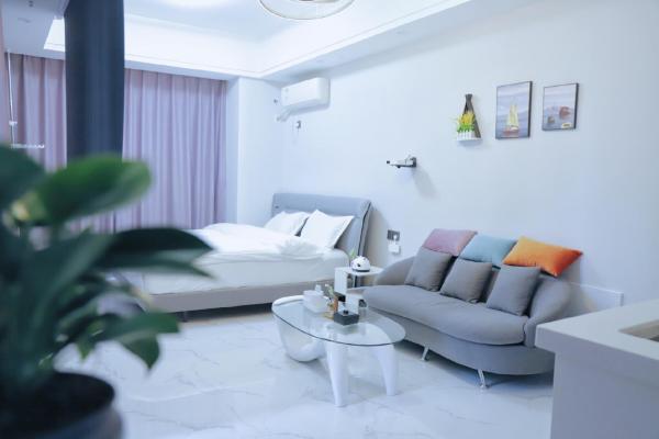 Locals Apartment House 05 - Zhangjiajie