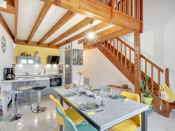 Apartment Emeuraude By Interhome - Miniac-Morvan