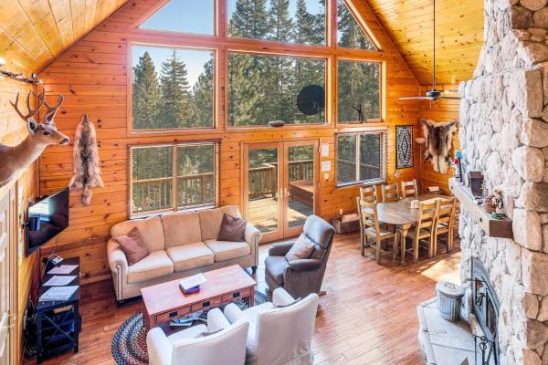Rustic Custom Built Cabin With Hot Tub & Sauna Sk#33 - Bear Valley, CA
