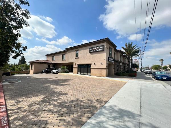 Aspire Inn & Suites Orange - Santa Ana, CA