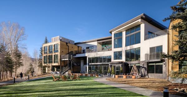 The Block Hotel & Commons - Silverthorne, CO