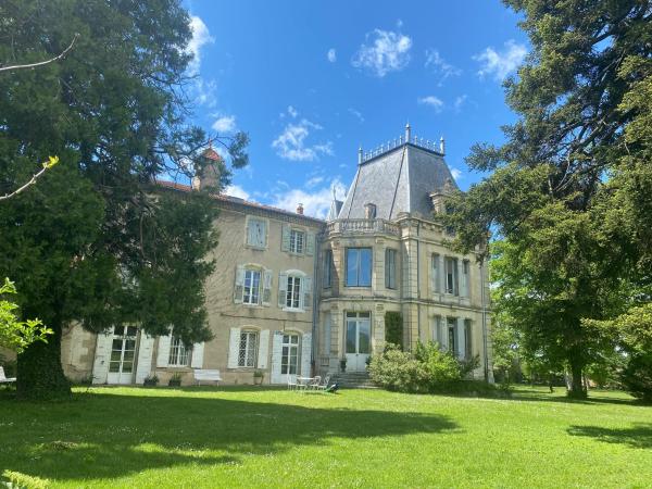 Chateau De Vaugelas - Charmant Domaine Près De Valence - Romans-sur-Isère