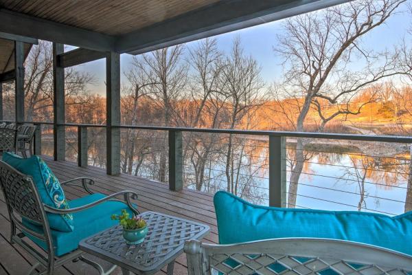 Waterfront Grand Lake Family House With Game Room! - Disney, OK