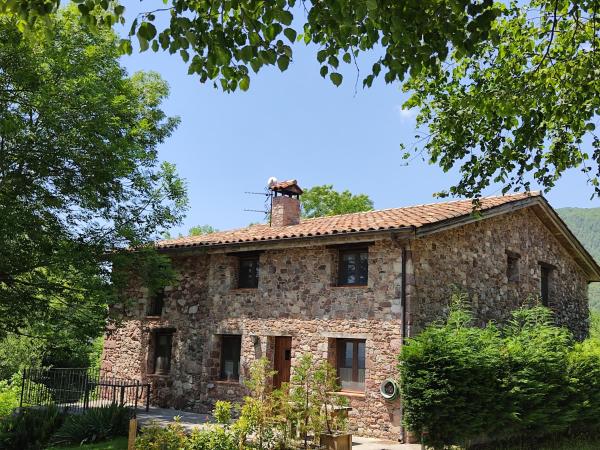 Self Catering Mas Can Soler For 8 People - Pyrenees