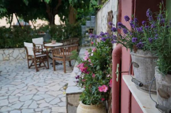 My Home, 2 Bedroom House With Bbq And Garden - Agia Effimia