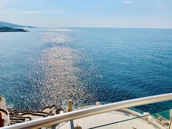 Modern Apartment With Sea View In Dobra Voda, 95 M², Pool - Montenegro