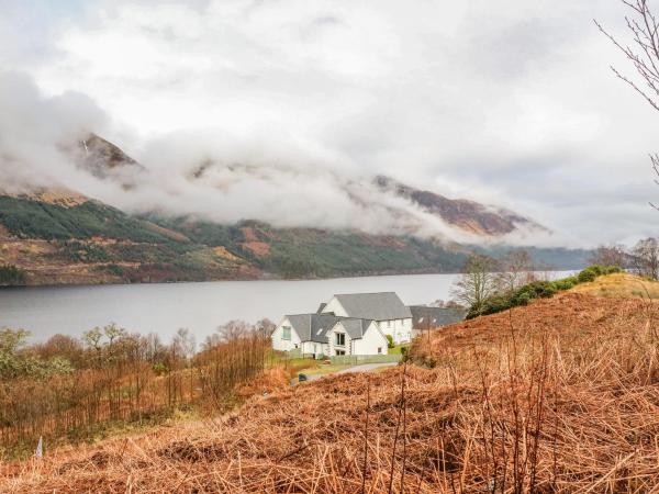 Lochy Lookout - Loch Arkaig