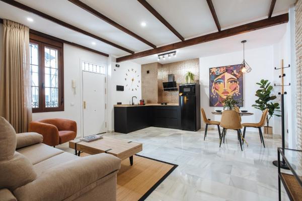 Requena Suite Apartment - セビーリャ