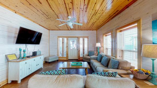Tc801 Townhome Located In Town, Close To Beach, Shared Pool, Coastal Charm - Texas