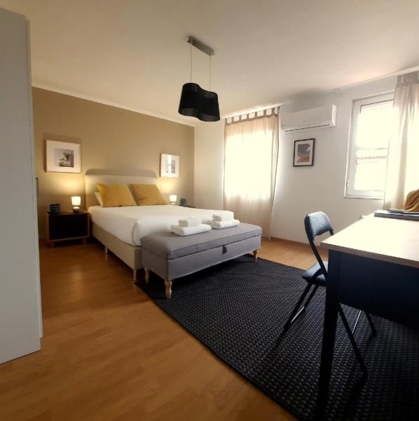 Downtown Porto Spot - 2 Bedroom Apartment - Porto, Portugal
