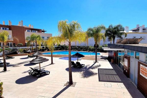 Cabanas Beach Apartment - タビラ