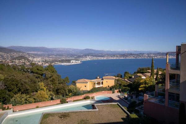 Superb 45m With Balcony And Magnificent Sea View - Théoule-sur-Mer