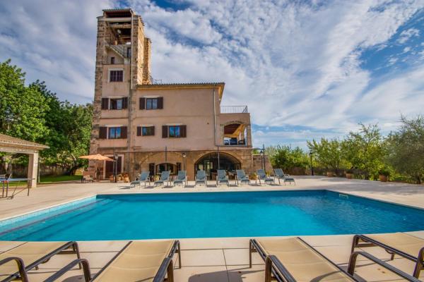 Finca Sa Mina For 12 With Pool In Majorca - Mallorca