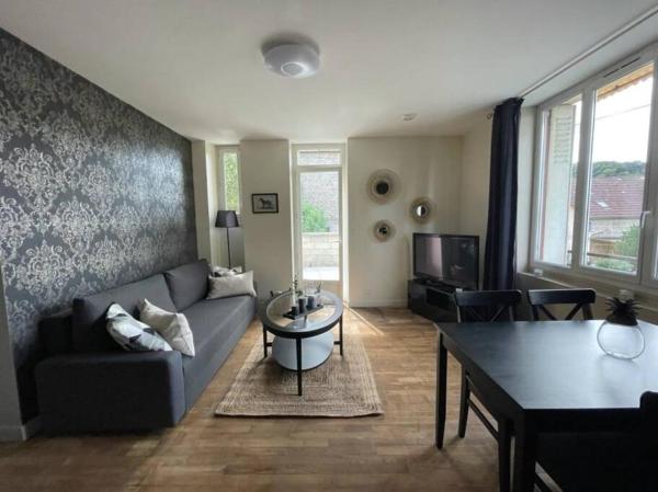 Logement à Brive Avec Terrasse Et Climatisation Près Du Centre-ville Et De La Gare - Fibre Internet Et Stationnements Gratuits - ibis styles Brive Ouest
