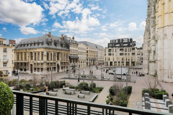 Hotel Cardinal - Saint-Étienne-du-Rouvray
