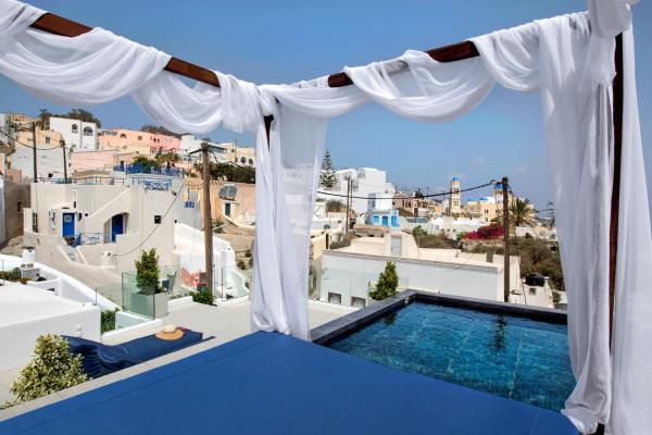 Fira 2-bed Villa Sleeps 4 Hot Tub & Pet Friendly - Santorini