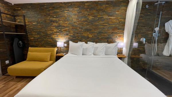 Vue Mer & Rocher - Okavango Blue Studio - Martinique