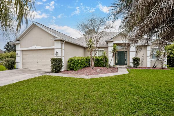 Wonderful Coastal Home With Wifi, Enclosed Backyard, Screened Patio - Palm Coast, FL