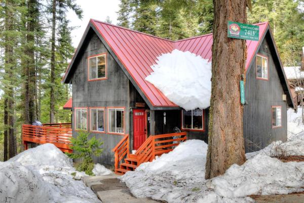 Christmas Cabin - Yosemite National Park, CA