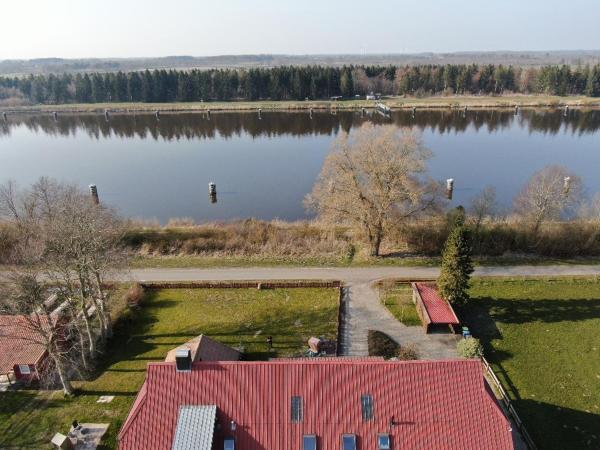 Ruhige Ferienwohnung Direkt Am Nord-ostsee-kanal - Hohn