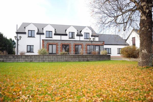 Balreask Bar, Restaurant & Guest Accommodation - Navan