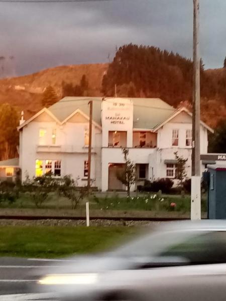 Manakau House The Old Manakau Hotel 1920 - Ōhau