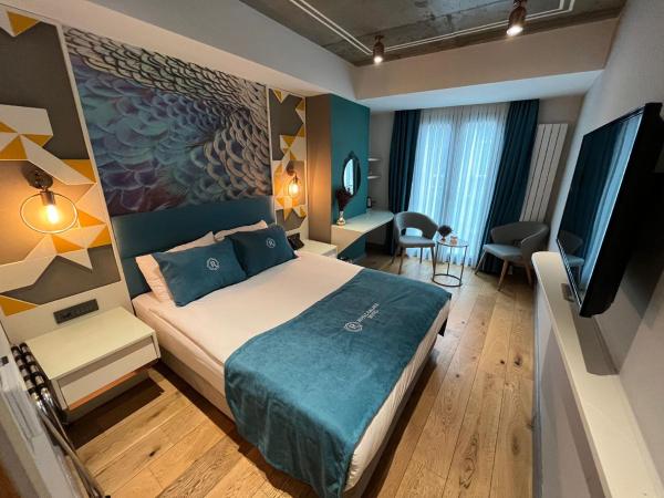 Room With Balcony - Gaziosmanpaşa