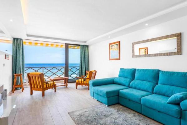 Neptuno Ocean Front Suite - Canary Islands