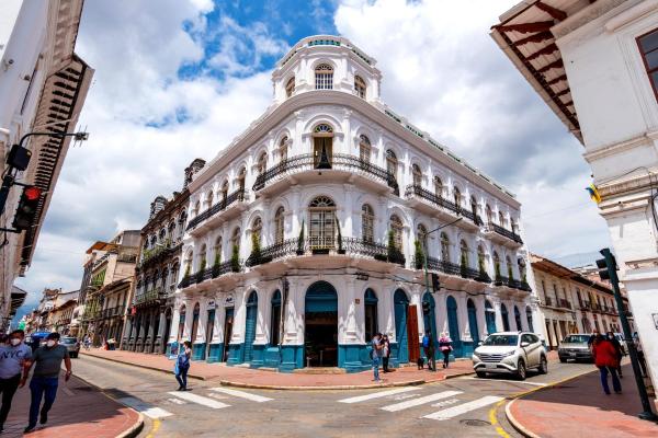 Del Parque Hotel & Suites - Cuenca