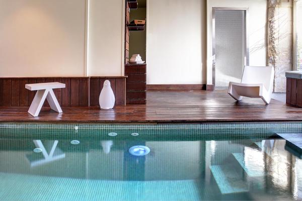 Hotel Restaurant Le Dauphin Et Le Spa Du Prieuré - Saint-Contest