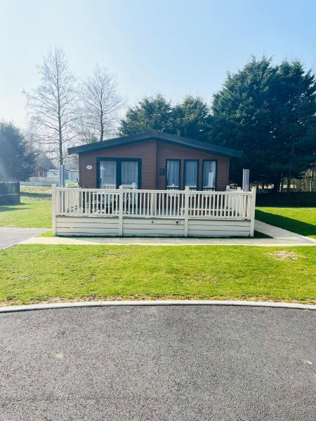 Hawthorne Villa With Hot Tub - Pocklington