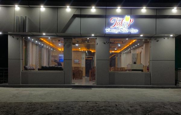 Tulip Flowing River View Hotel. - Kullu