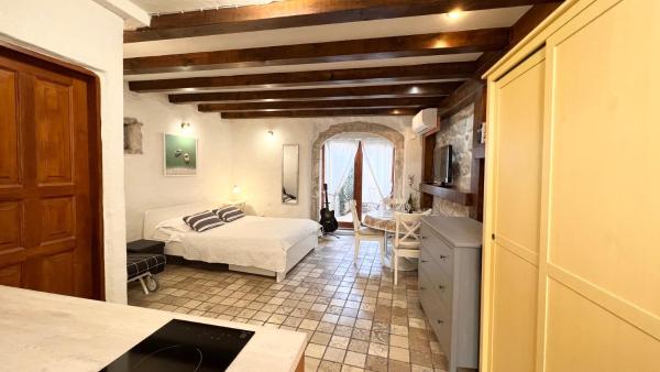 Studio Apartment Karlo - Split