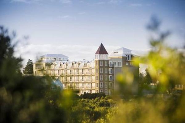 Deep Blue Hotel & Hot Springs - Warrnambool