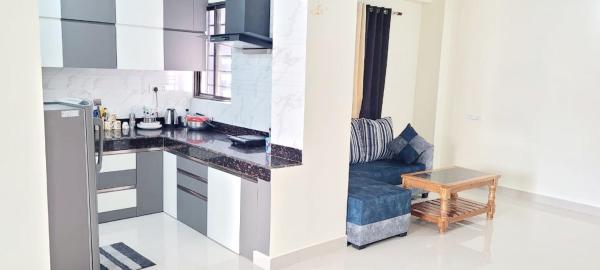 Entire Apartment -Pradhan Nagar Middle Of The City - China