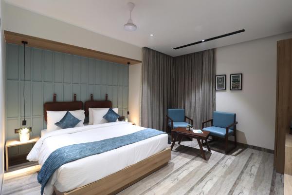 Hotel Chitra Executive - Solapur