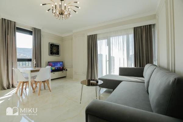 Miku Apartment - Lovely 1 Bedroom Spectacular View - Tirana