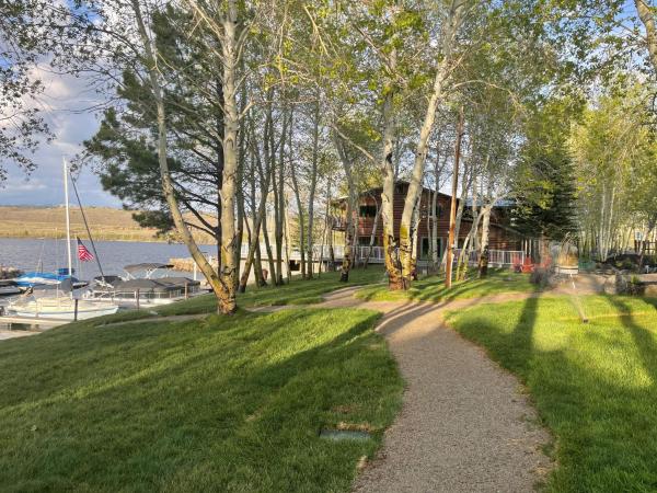 Lakeside Lodge Resort And Marina - Wyoming