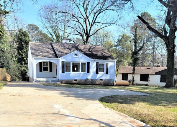 3 Bedroom Sw Atlanta Home Away From Home! - Atlanta, GA