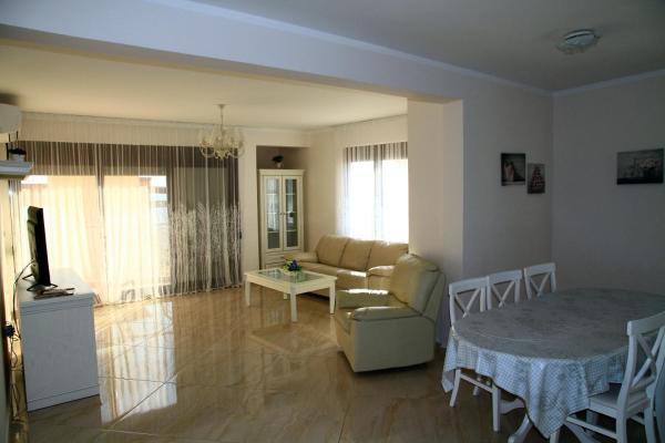 Sveti Luka Ned Apart - Montenegro
