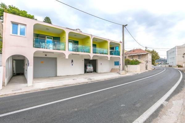 Apartments Road Star - Dugi Rat