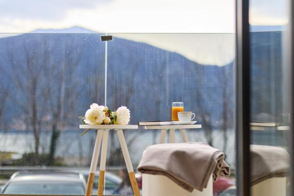 Neda's Stunning View - Kotor