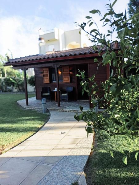 Aliki Guest House - Эйон